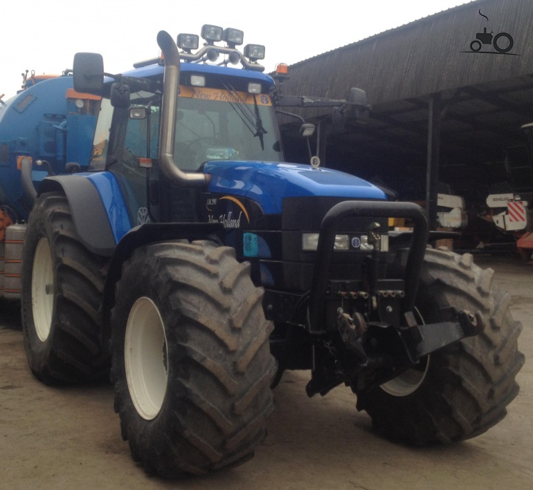 Foto New Holland TM 190 #691509