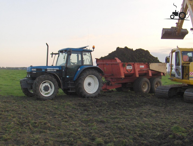 Foto New Holland 8340 #72535