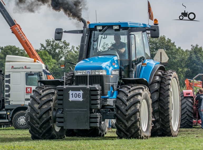 Foto New Holland 8970 #793569