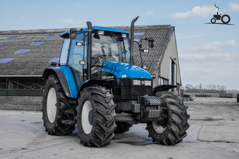 Foto New Holland TS 90 #956380