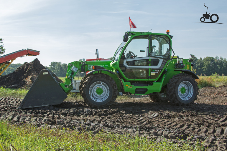 Merlo aan het poseren