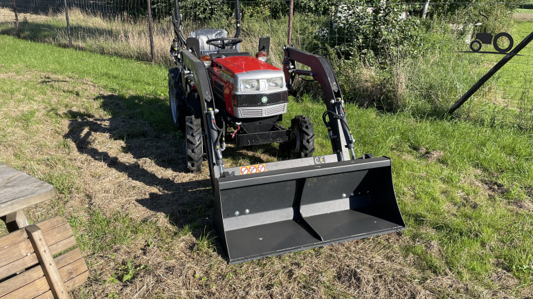 Fieldtrac 180D met Tenias Me05