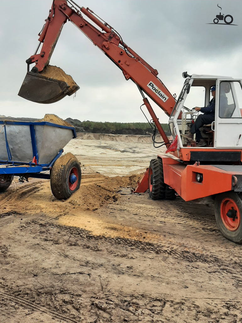 Foto Poclain TY 45 #1489925