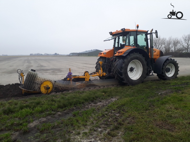 Foto Renault Ares 816 RZ #1209833