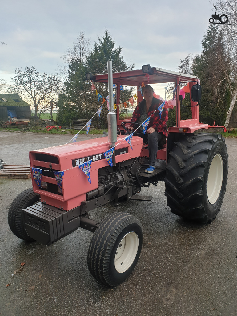 Foto Renault 551 #1502026