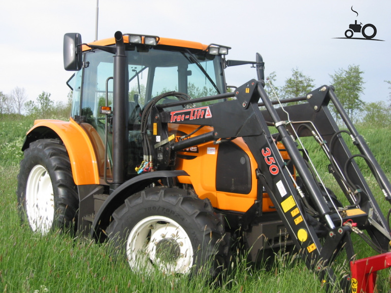 Foto Renault Ares van Rietman Mechanisatie