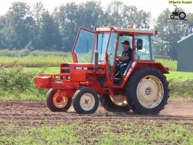 Foto Renault 551 #1588462