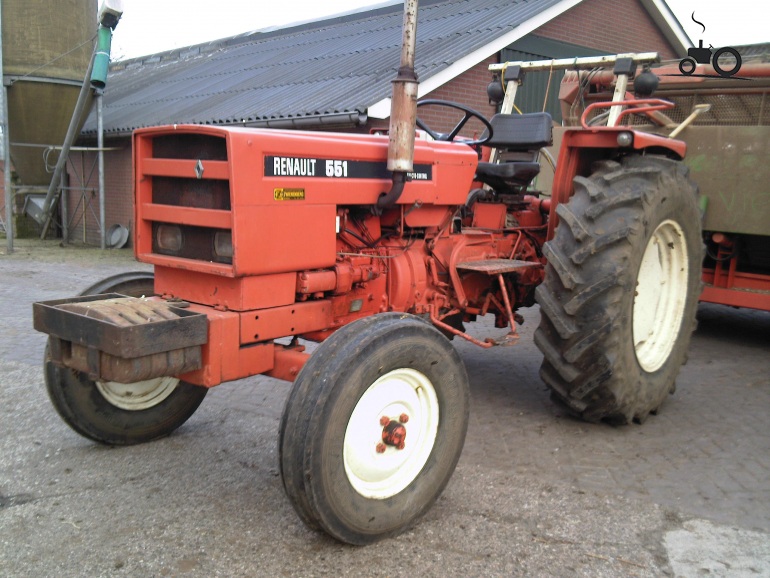 Renault 551 - France - Tracteur image #269542