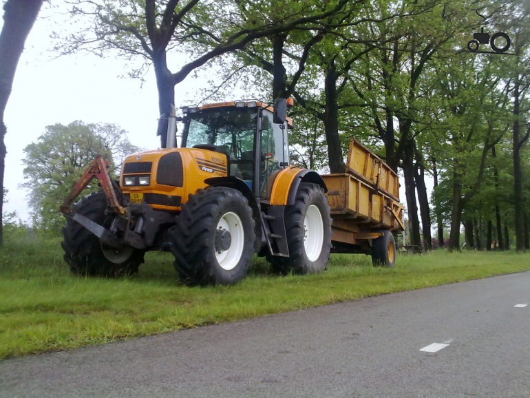 Foto Renault Ares 715 RZ #363142