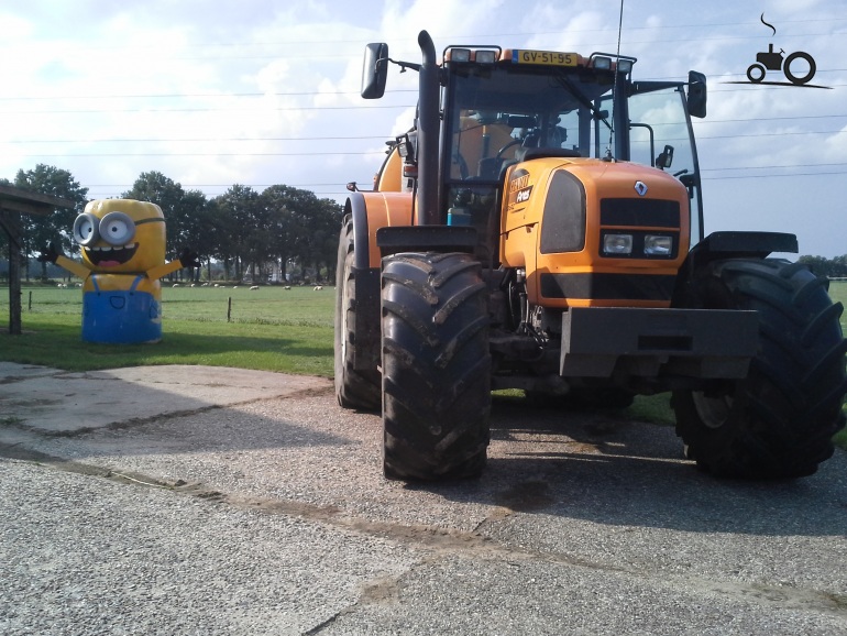 Foto Renault Ares 836 RZ van Loonbedrijf Hartemink