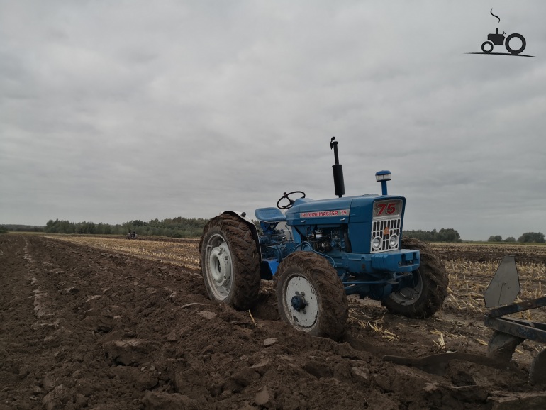 Foto Roadless Ploughmaster 75 #1441043