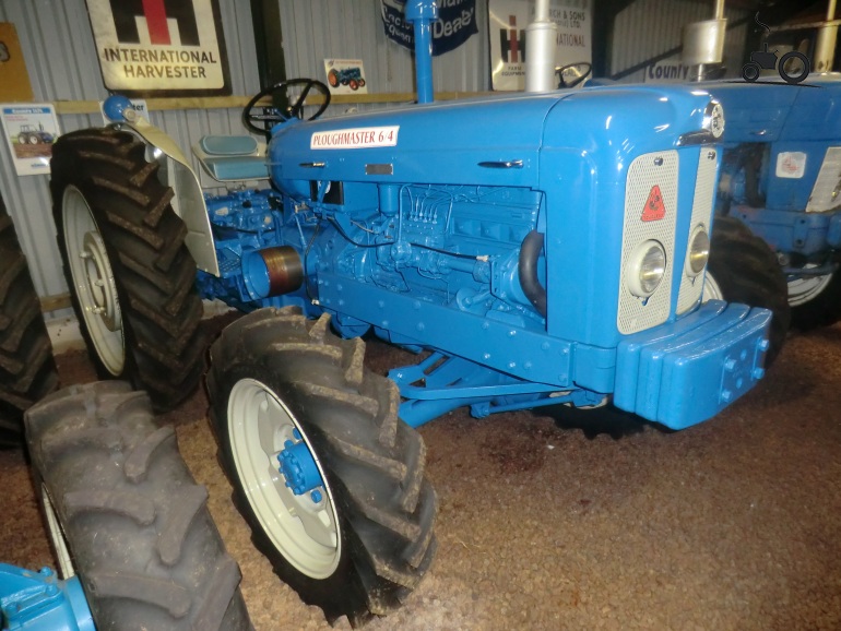 Foto Roadless Ploughmaster 6/4 #723625