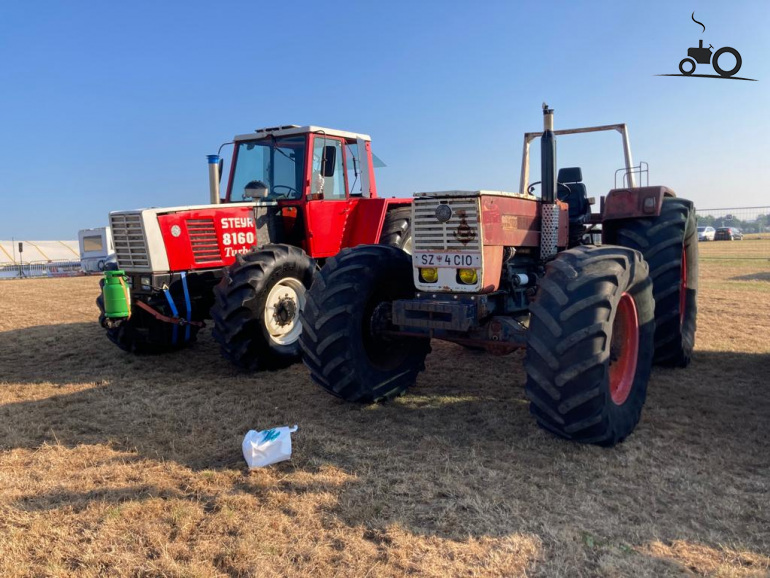 steyr 8160 en steyr 1100 bezig met poseren op powerweekend gulpen