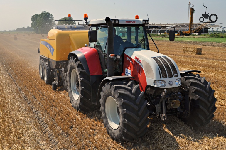 Foto Steyr CVT 6170 #930888