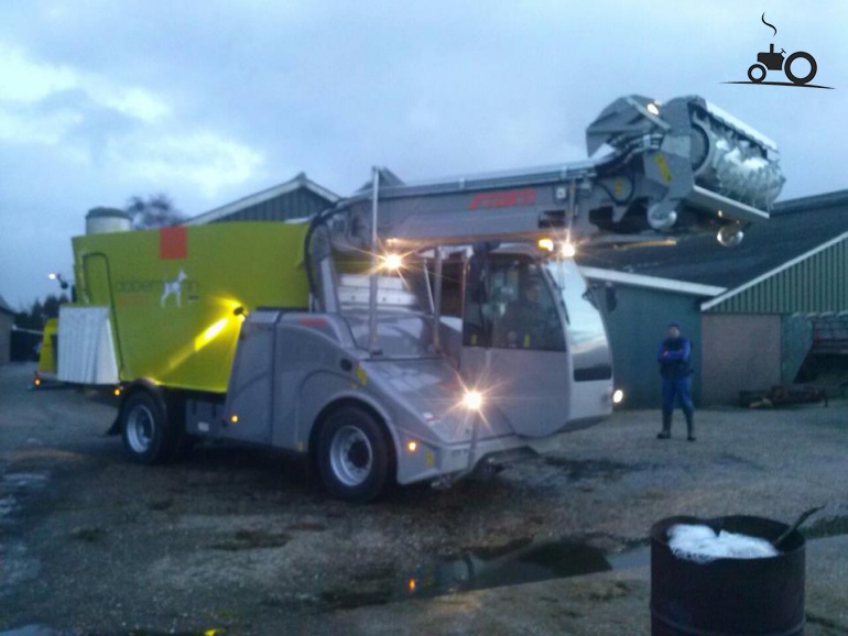 Foto Storti Dobermann SW 200 #727404