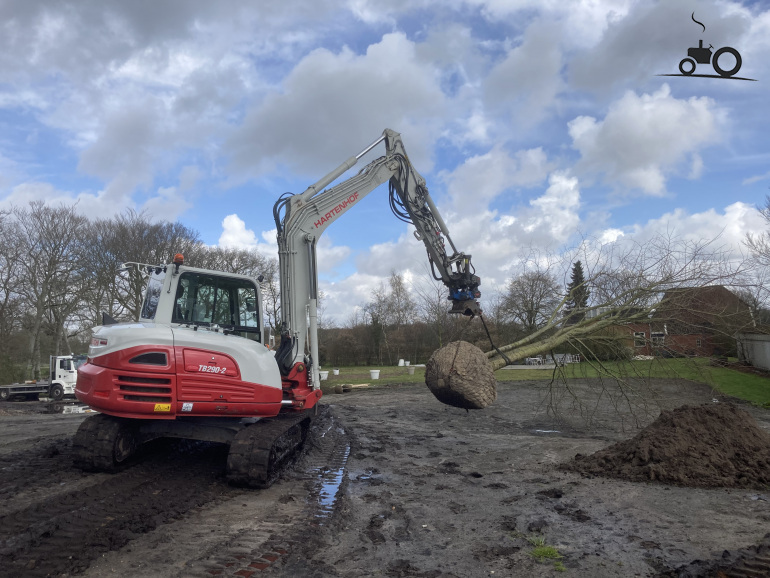 Foto Takeuchi TB 290-2 van Gebr. Hartenhof BV