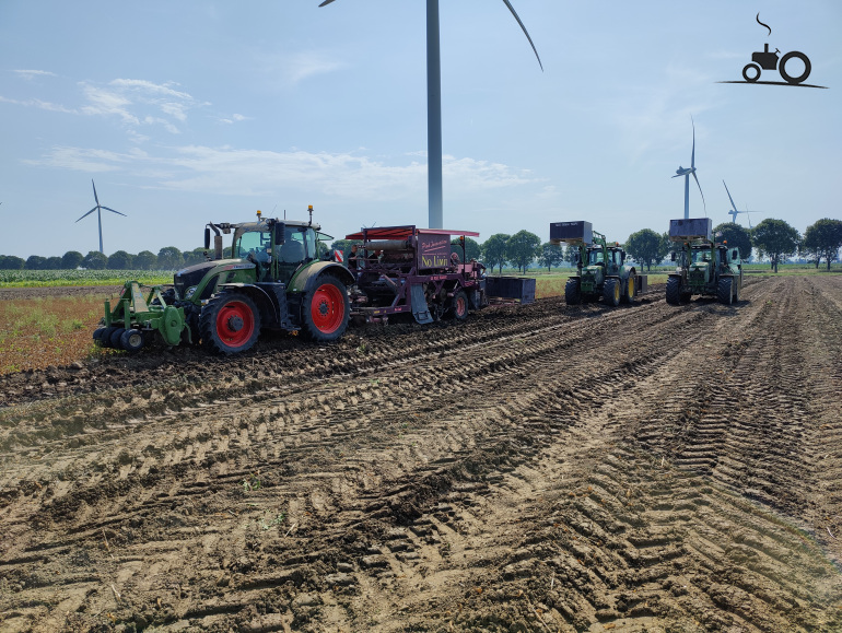Fendt 720 met de Roze Rooier