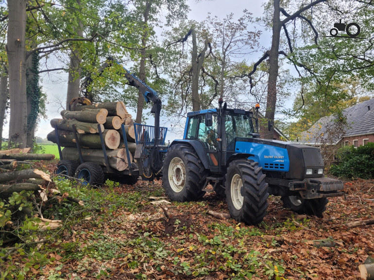 Foto Valtra Valmet 8150 #1497345