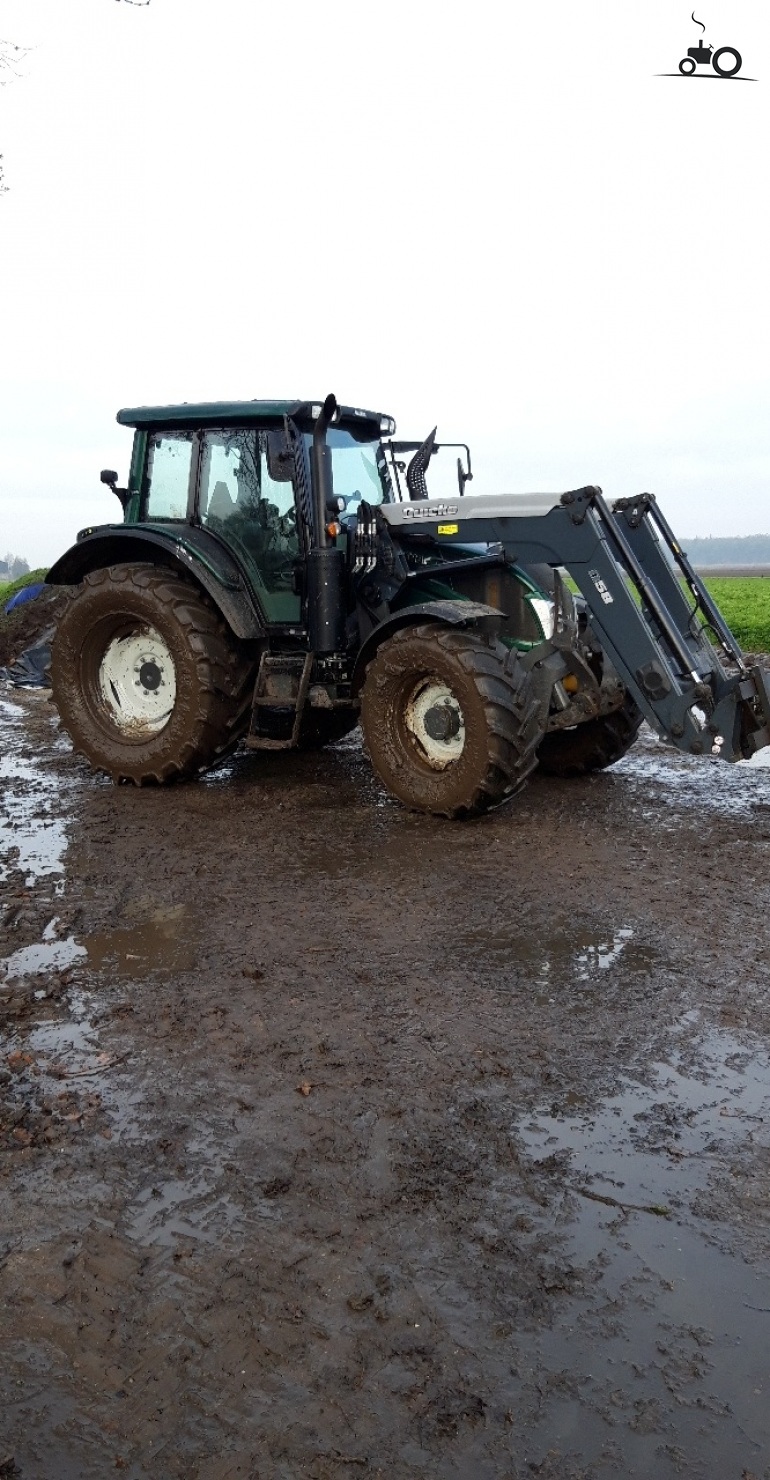 Foto Valtra N143 #1325421