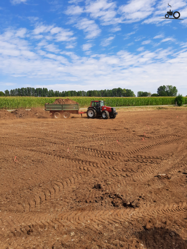 Foto Valtra 8150 #1487666