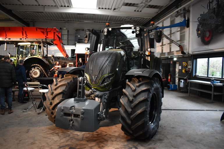 Foto Valtra T175 #1505032