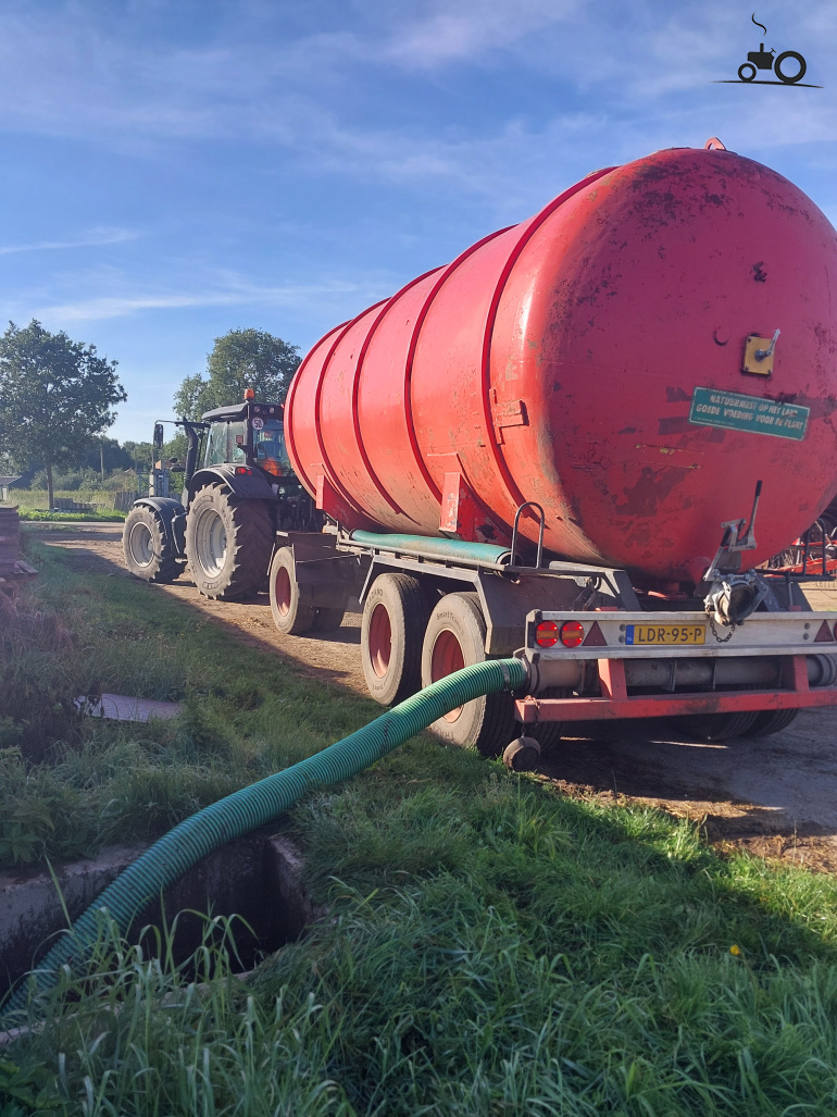 Foto Valtra N123 #1538072