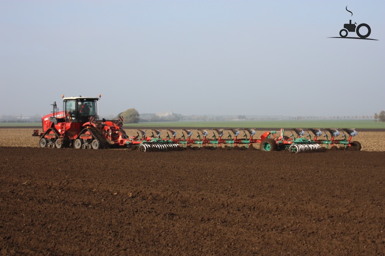 Foto Versatile 550 #1138728