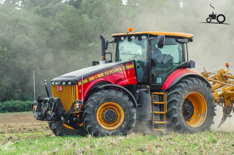 Foto Versatile 315 #1362522