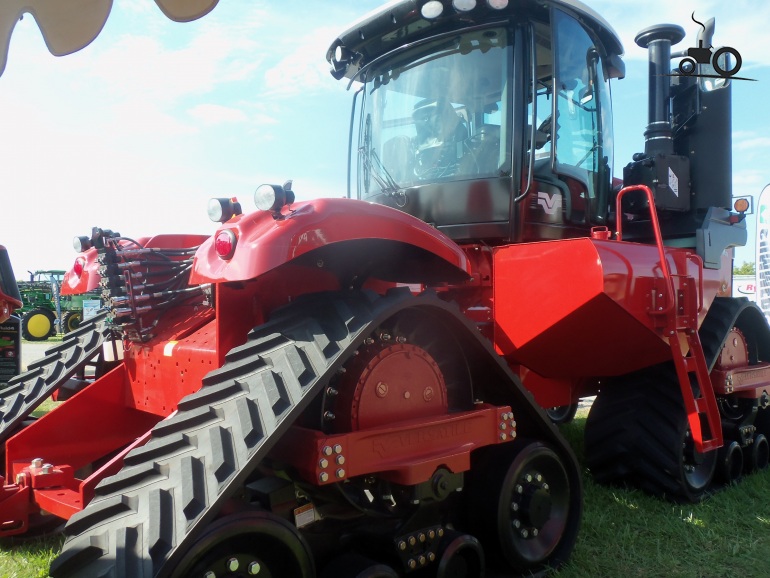 Foto Versatile 550 #879460