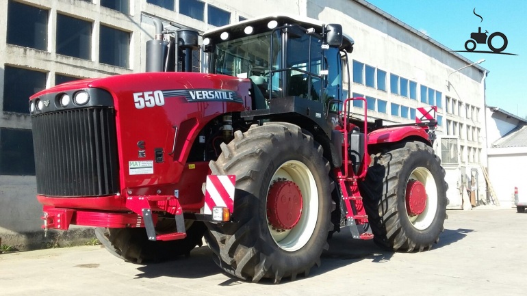 Foto Versatile 550 #983888