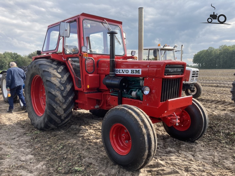 Foto Volvo BM 810 #1435554