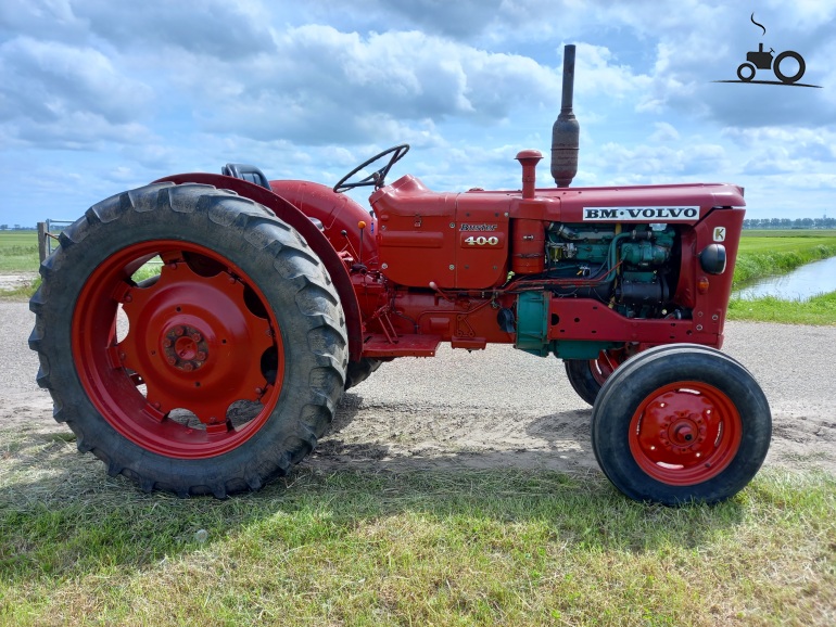 Foto Volvo BM 400 #1471090