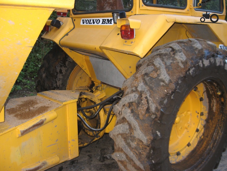Foto Volvo BM 810 #269895