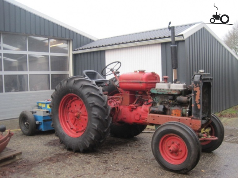 Foto Volvo BM 470 #719357