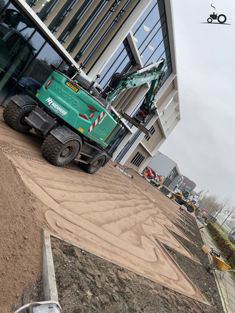 Foto Volvo EWR 170E #1596734