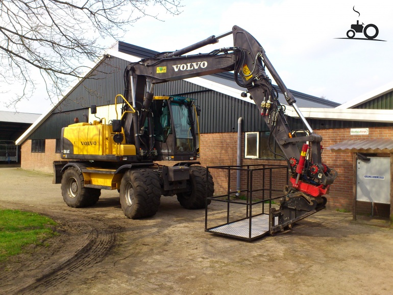 Foto Volvo EW 160C #609721