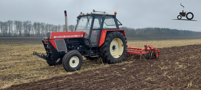 Foto Zetor Crystal 8011 #1510980
