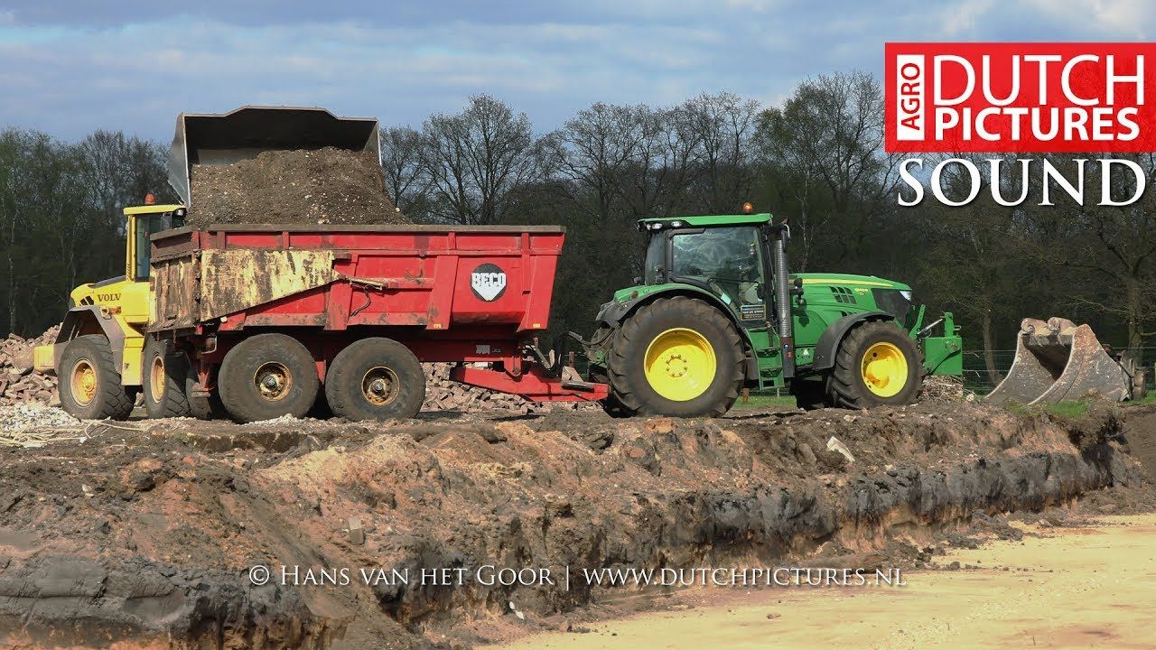 Puin ruimen met een John Deere 6140R | P. van de Steeg | Gebroken puin ...